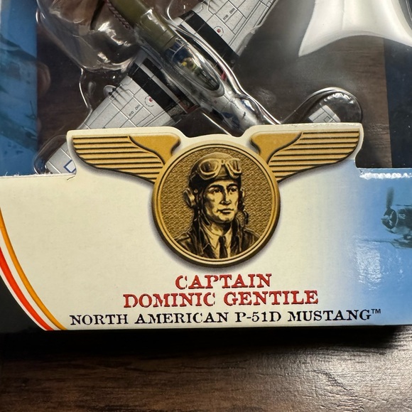 MATCHBOX | Toys | Matchbox Collectible North American P5d Mustang B4322 ...